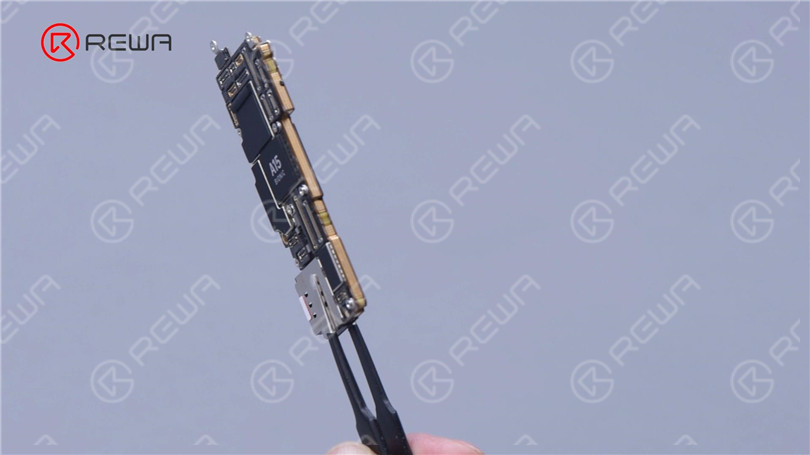 iPhone 13 Pro Teardown: